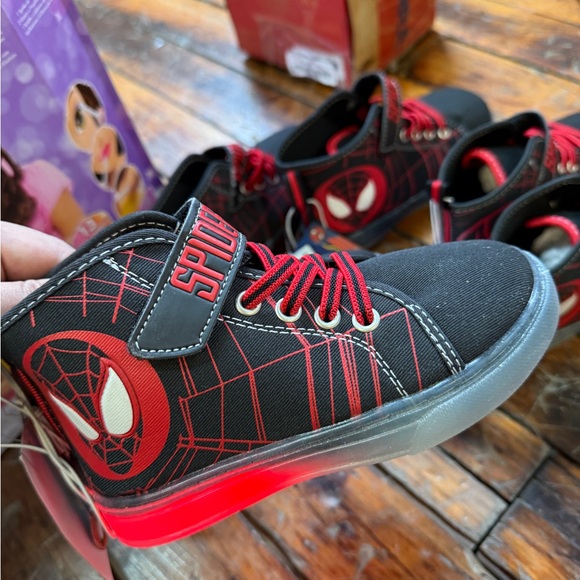 Shoes | Spiderman Hightop Sneakers | Poshmark